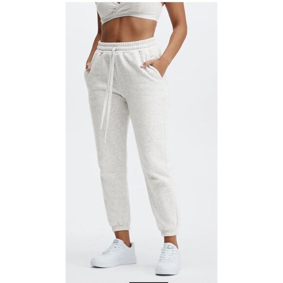 Fabletics | Pants & Jumpsuits | Fabletics Goto Classic Sweatpants Size ...